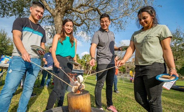 The Newsroom - UTRGV hosts Welcome Week to commemorate the new semester