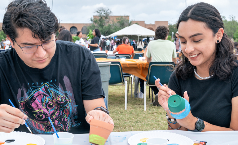 The Newsroom - UTRGV celebrates Earth Fest, a spectacle of sustainability